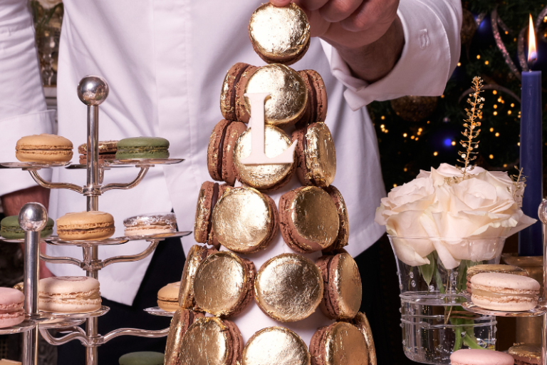 Ladurée Noël 2022, les gourmandises sont là ! - Kiss My Chef