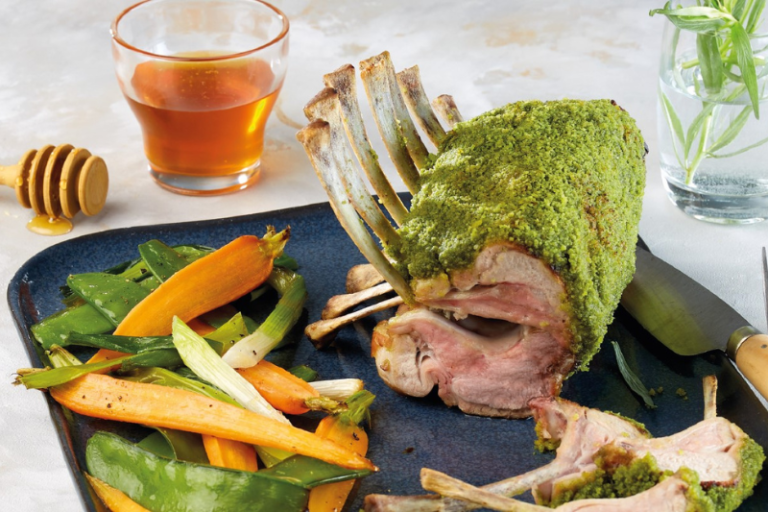 Carré de chevreau en croûte d’estragon - Kiss My Chef