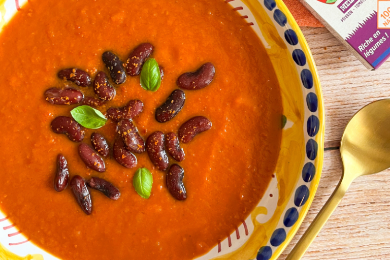 Soupe mexicaine à la tomate et aux haricots rouges - Kiss My Chef